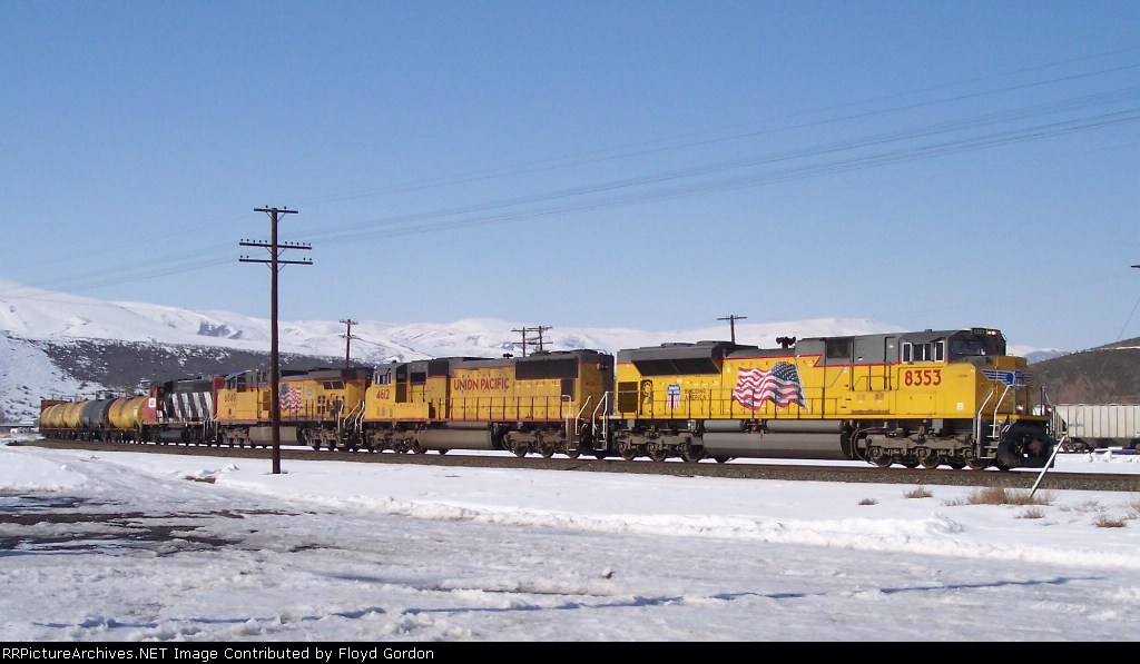 UP 8353 leads UP Freight in to Yard